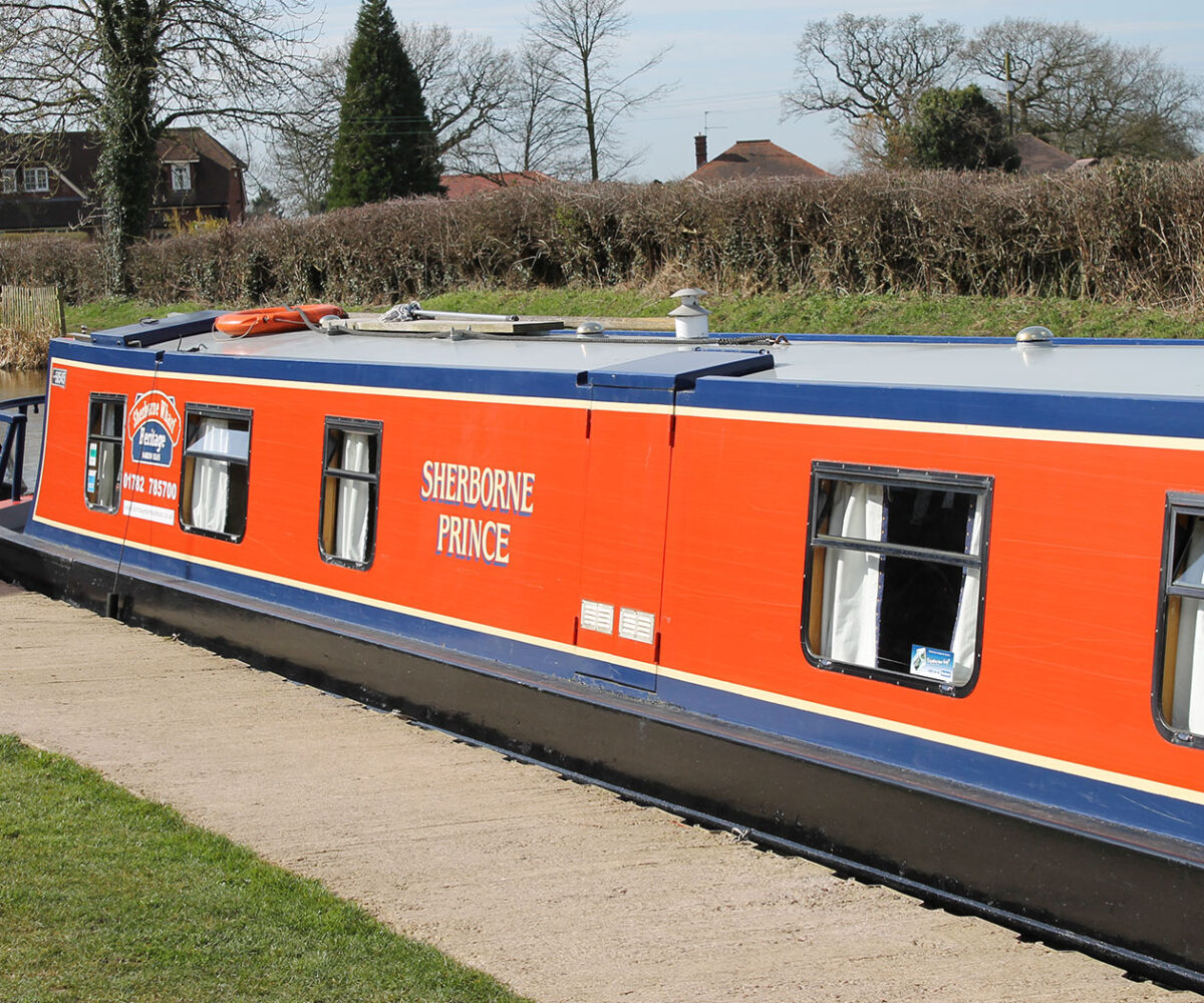 Narrow Boats - Heritage Narrow Boats