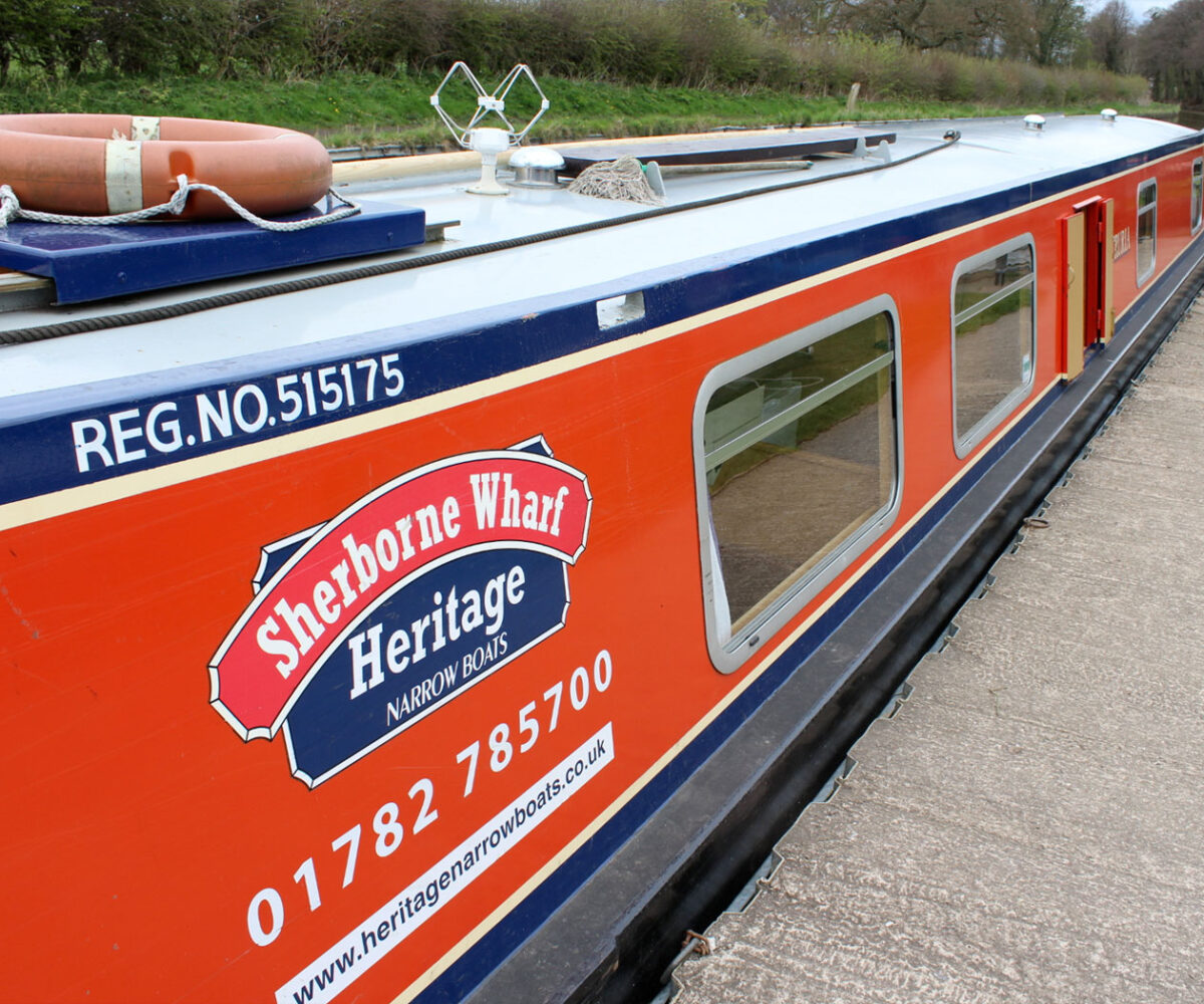 Narrow Boats - Heritage Narrow Boats
